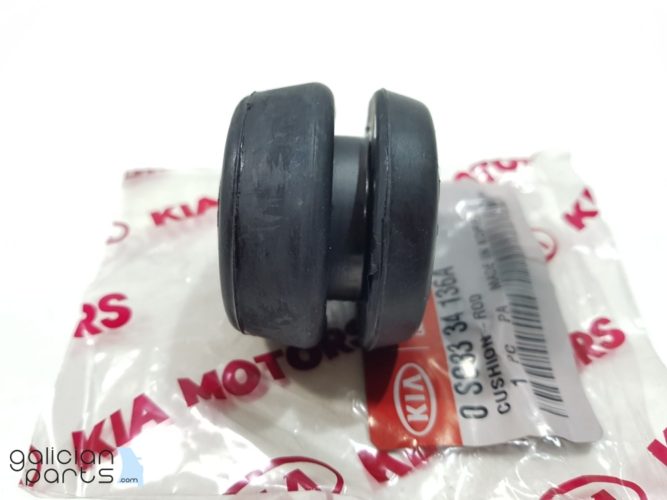 0S08334136A Silent block brazo oscilante Kia Besta / Bongo / Carnival ...